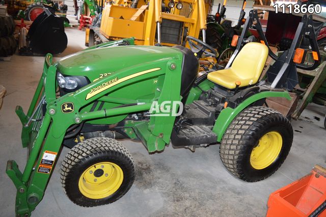 Used 2007 John Deere 2320 Tractor | AgDealer