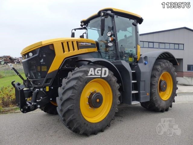 Used 2018 JCB FASTRAC 8330 Tractor | AgDealer