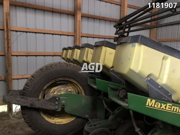 Used 2004 Wil-Rich PT2200 Planter | AgDealer