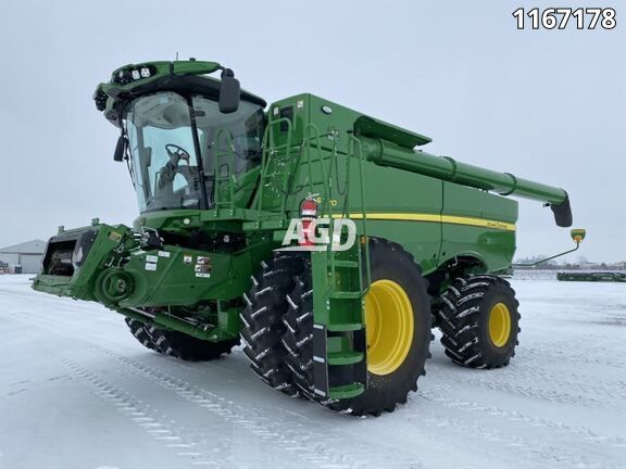 Used 2022 John Deere S780 Combine | AgDealer