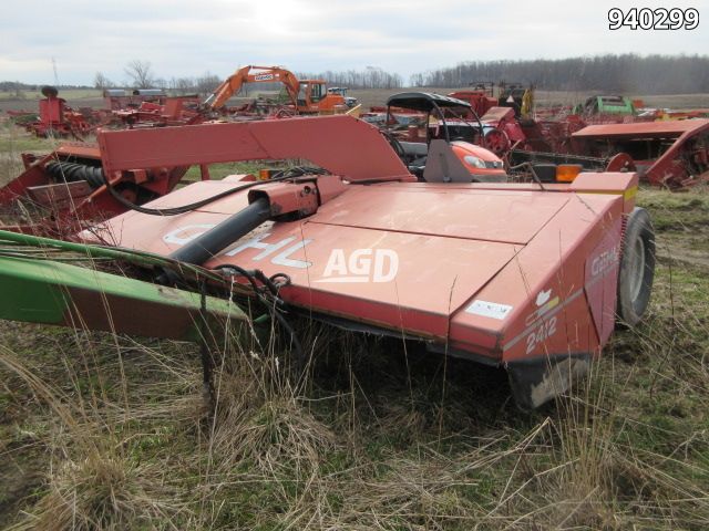 Used Gehl 2412 Disc Mower | AgDealer