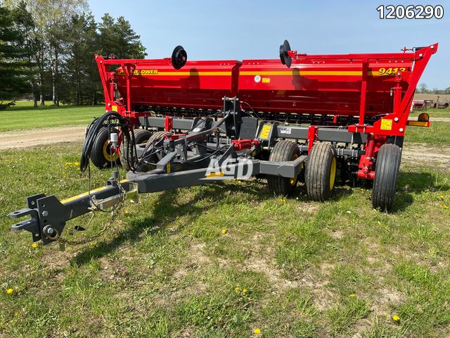 New 2023 Sunflower 9413-15 Planter | AgDealer