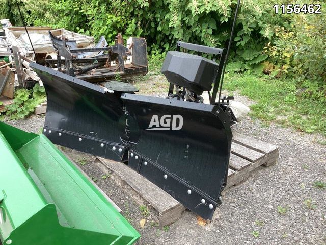 Used 2018 John Deere 72 INCH Snow Blade | AgDealer