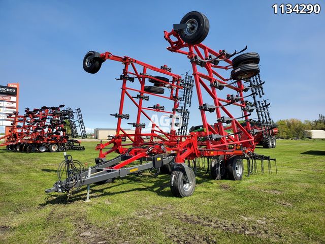 New 2022 Wil-Rich 2530 Chisel Plow | AgDealer