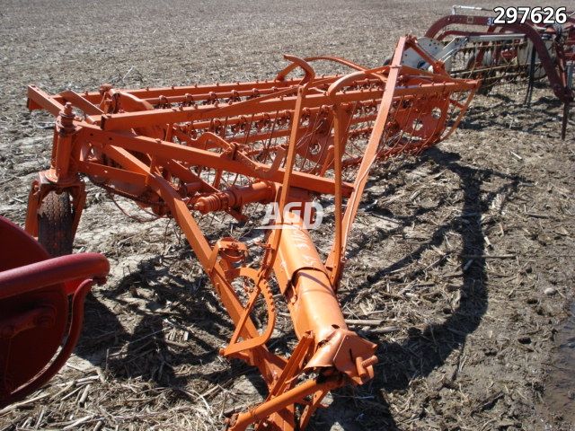 Used Allis Chalmers Roll Bar Rake | AgDealer