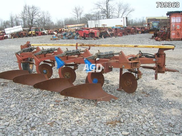 Used Overum 4F Plow | AgDealer