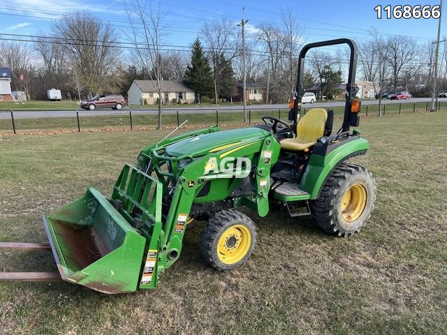 Used 2017 John Deere 2032R Tractor | AgDealer