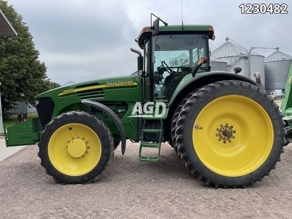 Used 2006 John Deere 7920 Tractor | AgDealer