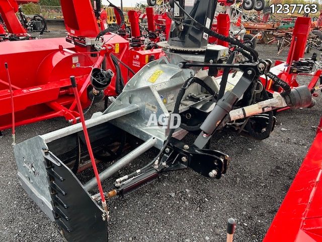 New 2022 Pronovost Cyclone C9228 Snow Blower | AgDealer