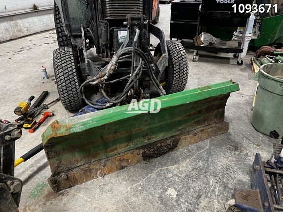 Metal Pless d'équipement agricole à vendre au Canada et aux États-Unis ...