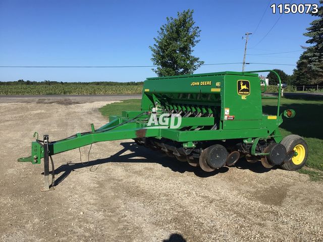 John Deere Drills Planting & Seedings à vendre par D.M. Horst & Sons ...