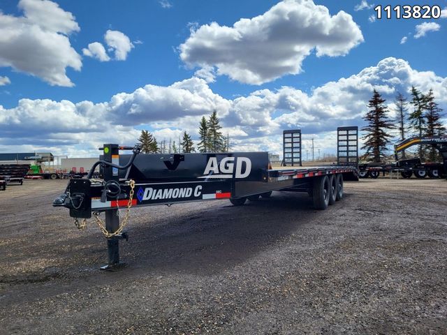 New 2022 Diamond C DEC Trailer - Flat Deck | AgDealer