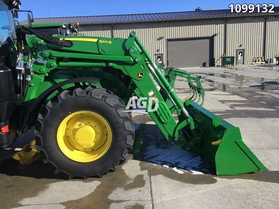 Used 2021 John Deere 640R Tractor Loader | AgDealer
