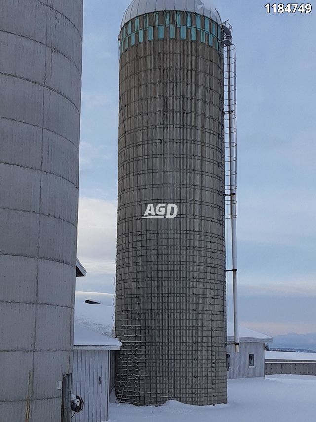 Used Co-op Implements silo 18x65 Attachment | AgDealer