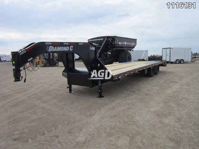 New 2022 Diamond C FMAX212 Trailer - Flat Deck | AgDealer