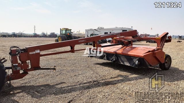 Usagé 2008 Massey Ferguson 1372 Faucheuse-conditionneuse à disques ...