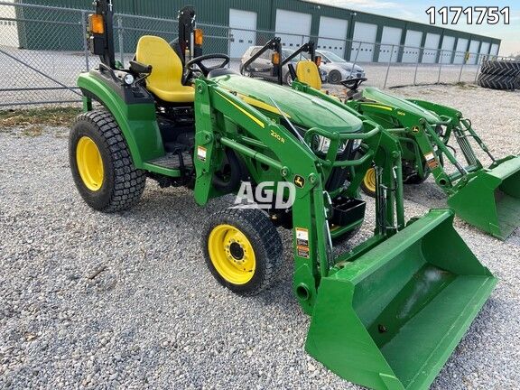 Used 2021 John Deere 2032R Tractor | AgDealer