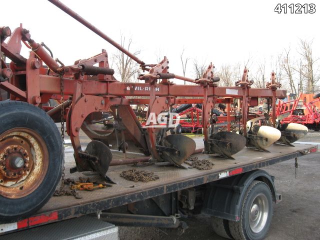 Used Wil Rich 2900 Plow | AgDealer