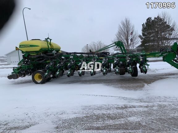 Used 2020 John Deere DB60 Planter | AgDealer