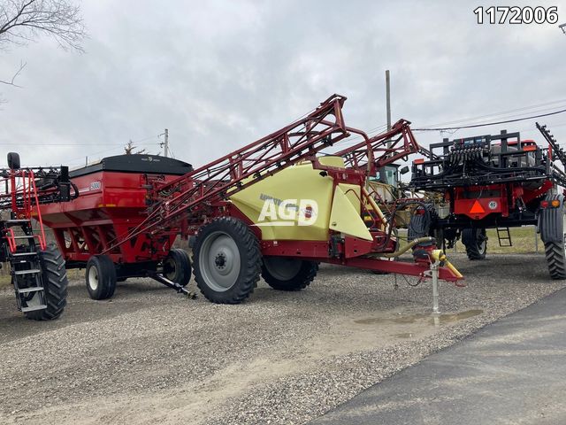 Used Hardi NAVIGATOR 4000 Sprayer - Pull Type | AgDealer