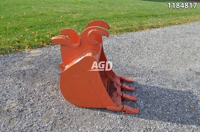 Used Kubota 22 Inch Bucket | AgDealer