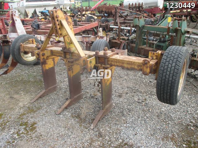 Used Taylor Way in-line Ripper | AgDealer