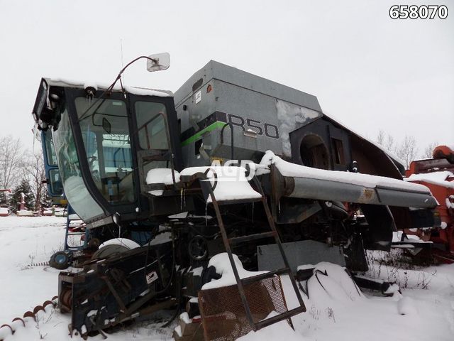 Gleaner R50 Combines Harvesting Equipment For Sale in Canada & USA ...
