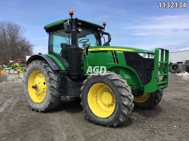 Used 2016 John Deere 7210R Tractor | AgDealer