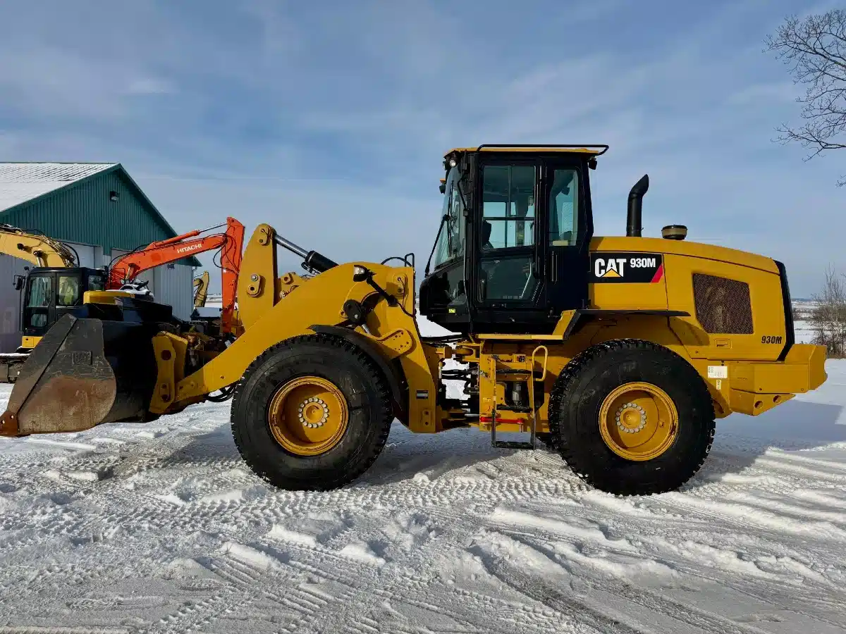 Used 2017 Caterpillar 930M Wheel Loader