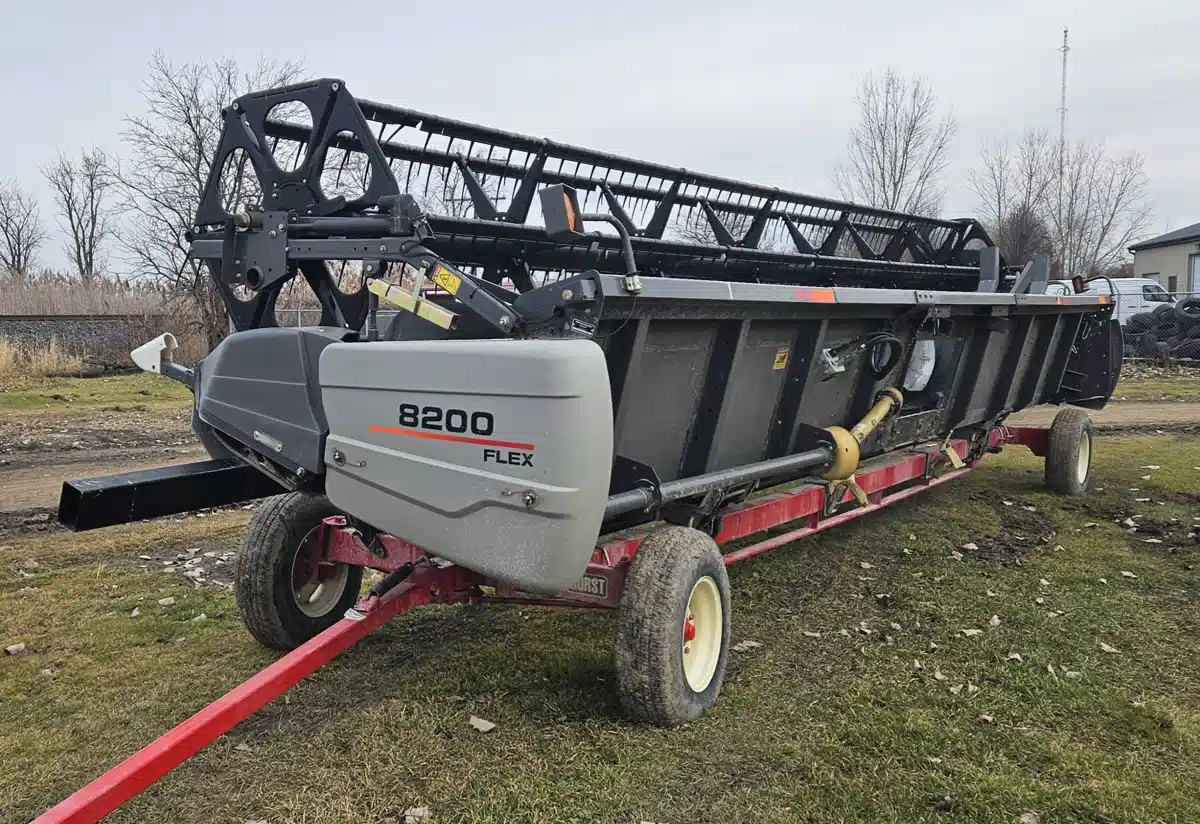 Used 2019 Gleaner 8200 Header - Auger | AgDealer