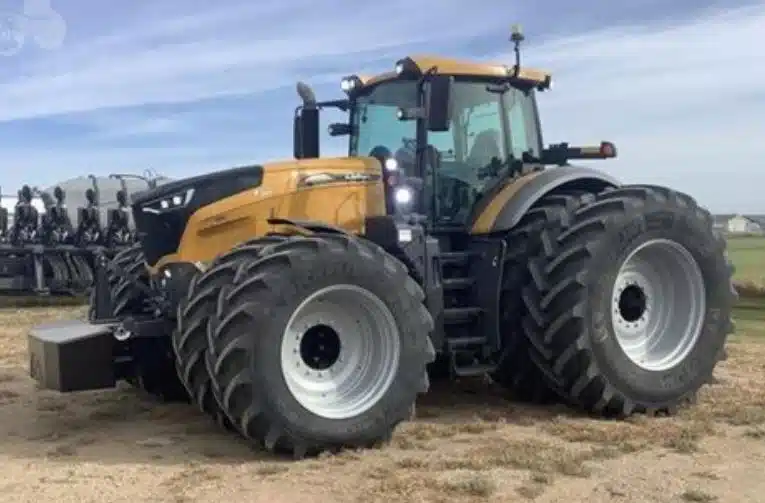 Used 2018 Challenger 1050 VARIO Tractor