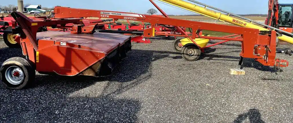 Used Massey Ferguson 1372 Disc Mower Conditioner