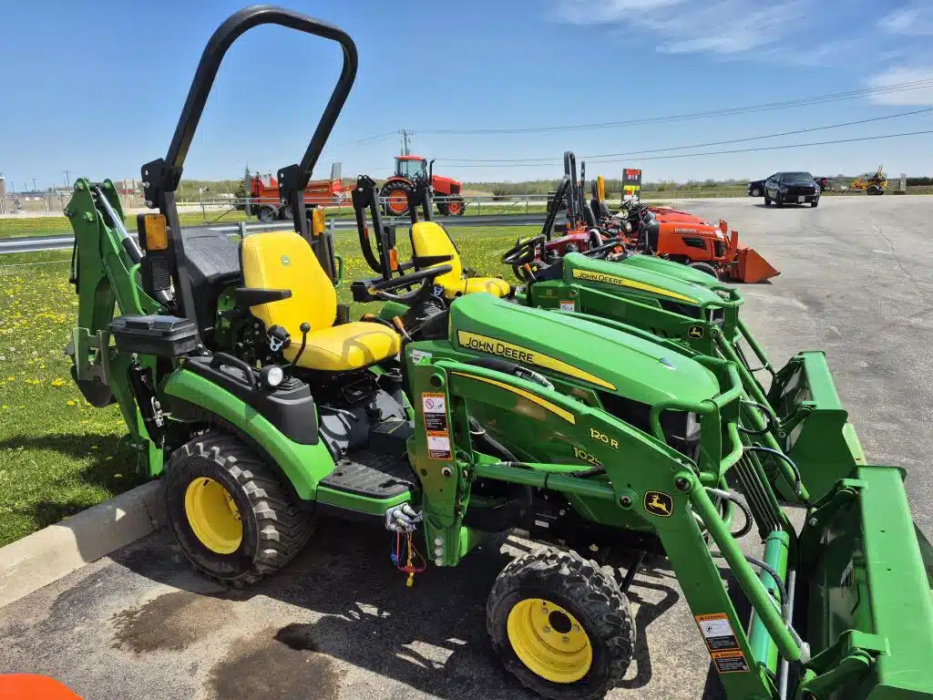Usagé 2020 John Deere 1025R Retrocaveuse motorisé
