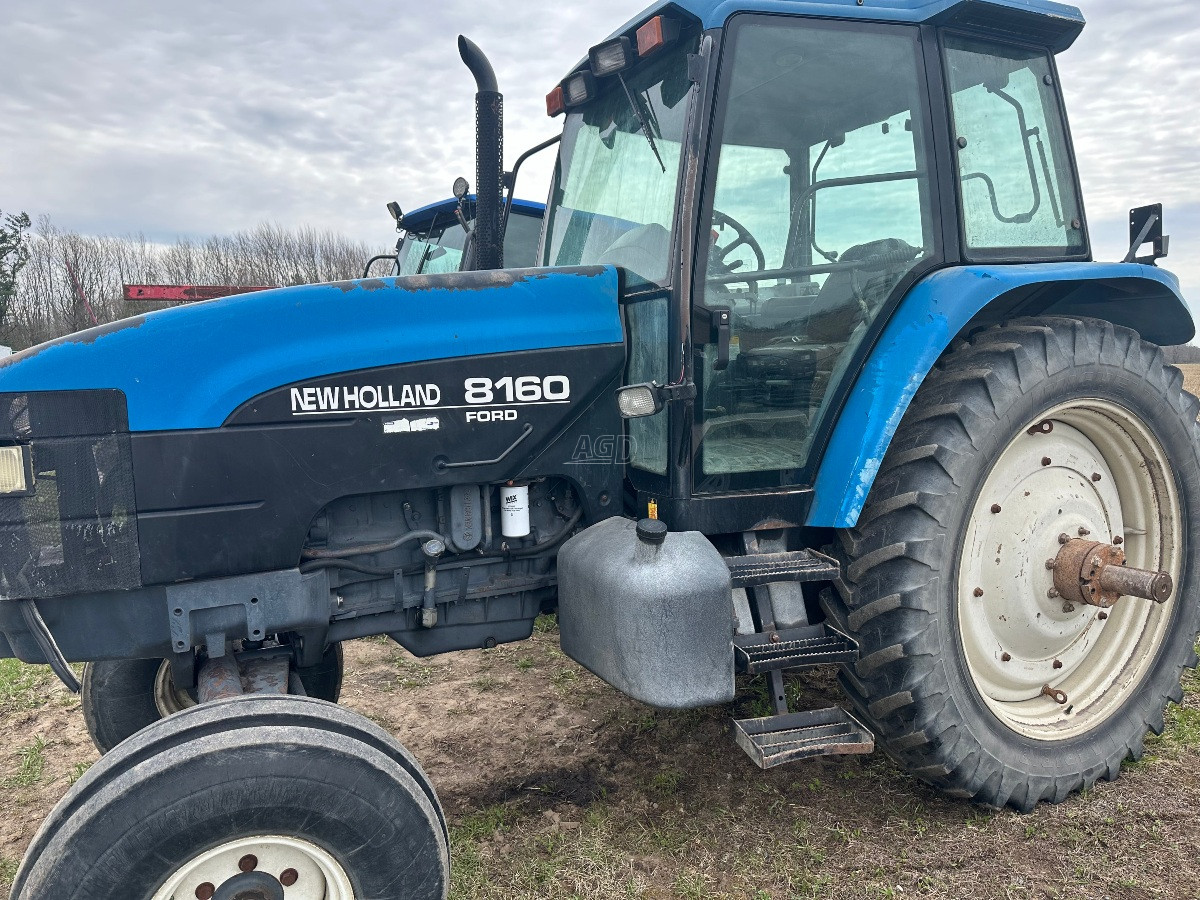 Used 1998 New Holland 8160 Tractor | AgDealer