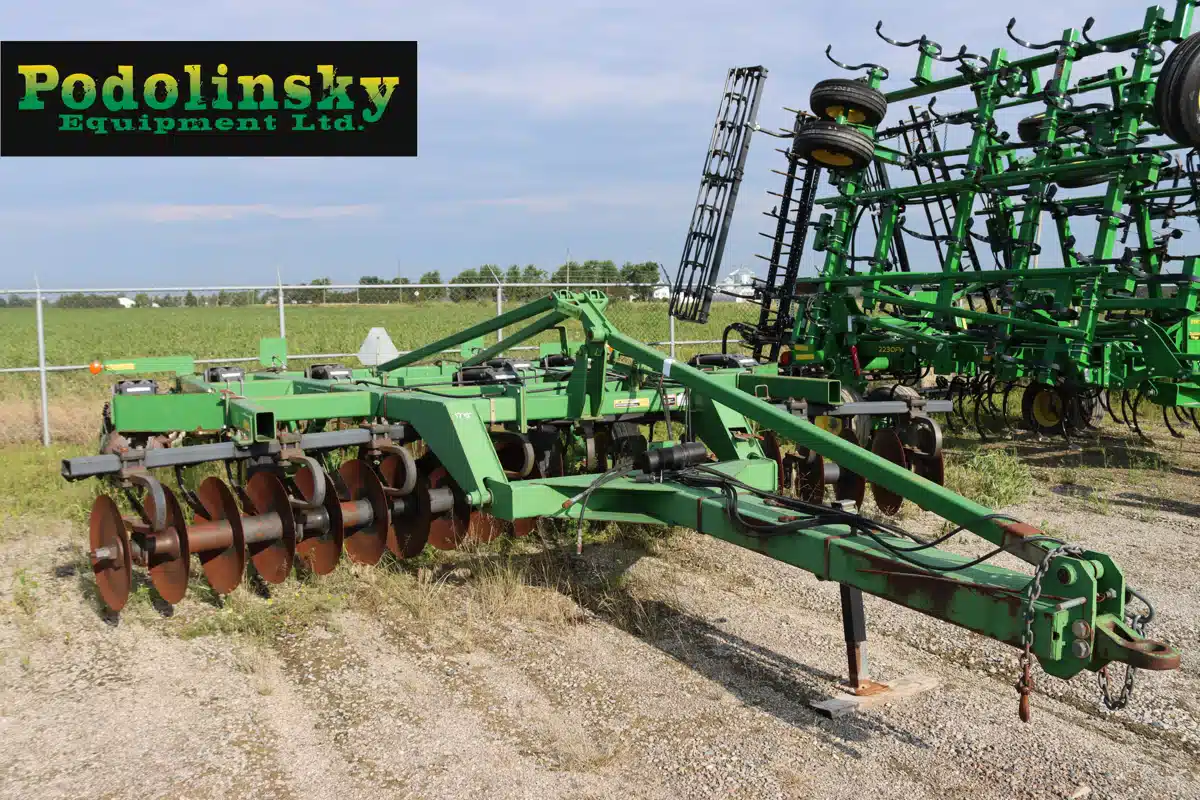 Used 2005 John Deere 512 Disc Ripper | AgDealer