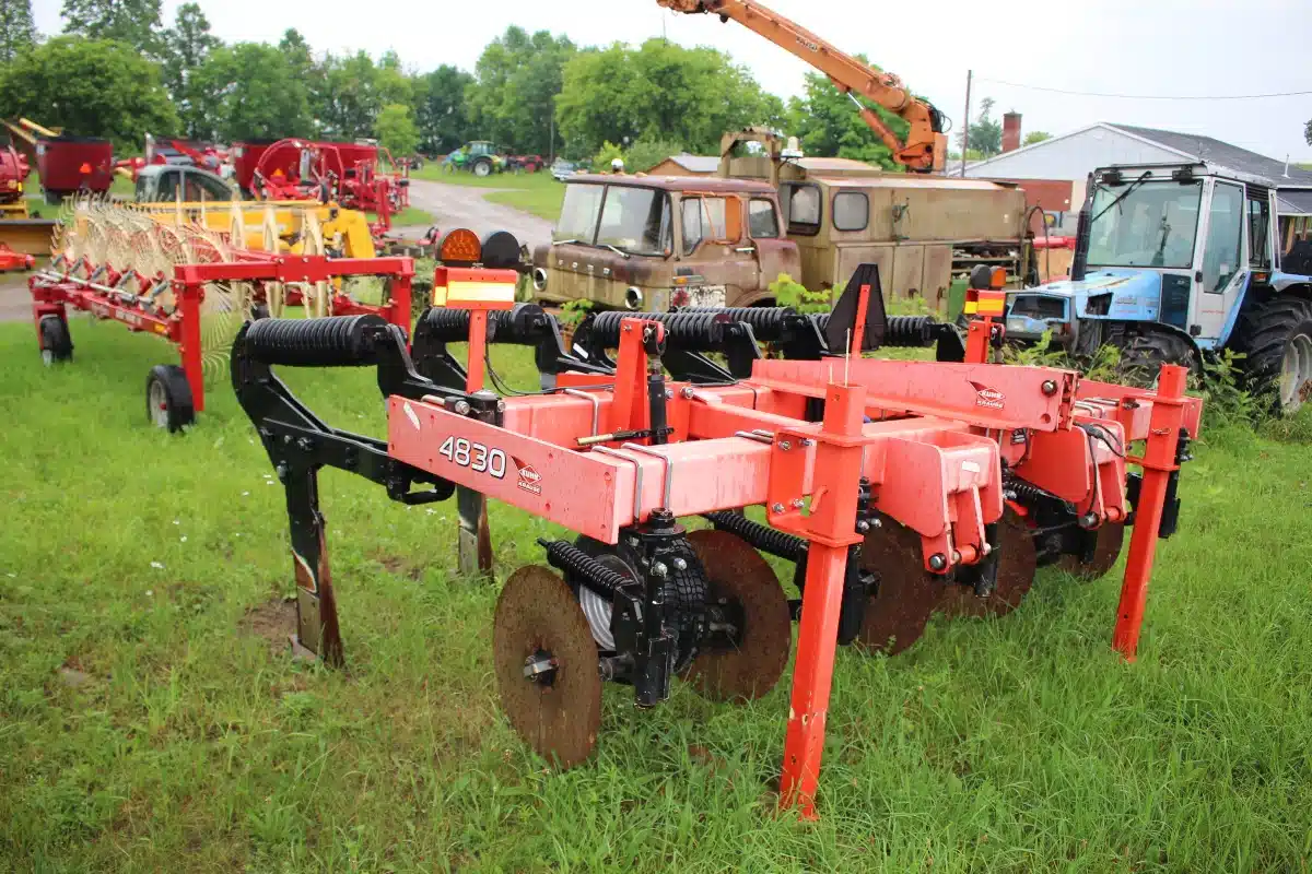 Used Kuhn Krause 4830 Disc Ripper | AgDealer