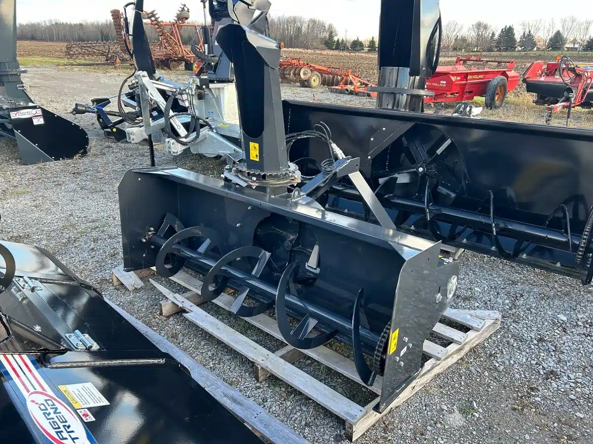 New 2023 Snowmax SNX68 Snow Blower