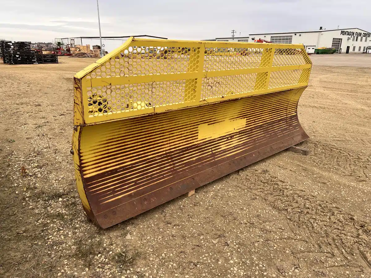 Used 2010 Degelman 5700 Blade | AgDealer