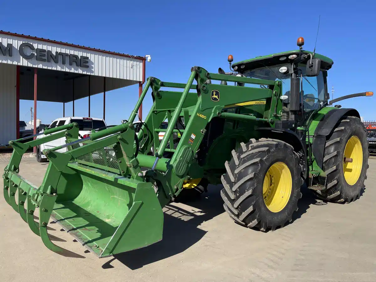 Used 2015 John Deere 7210R Tractor | AgDealer