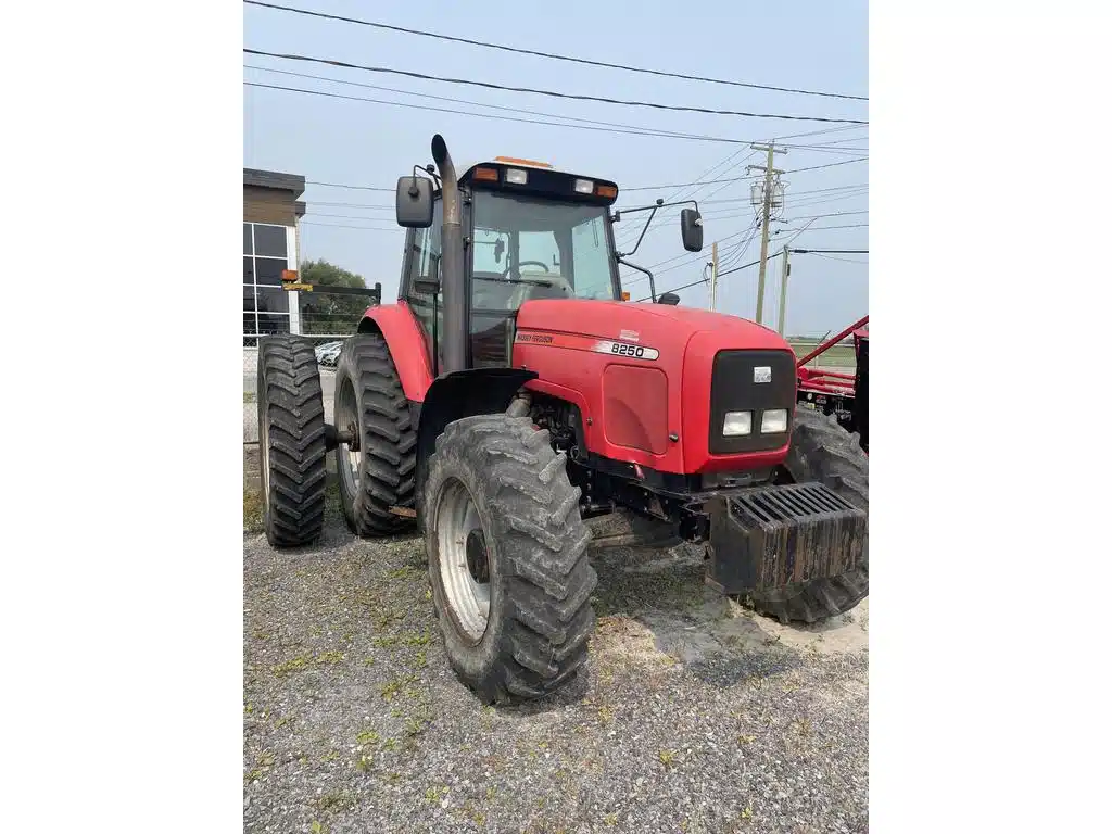 Used 2003 Massey Ferguson 8250 Tractor