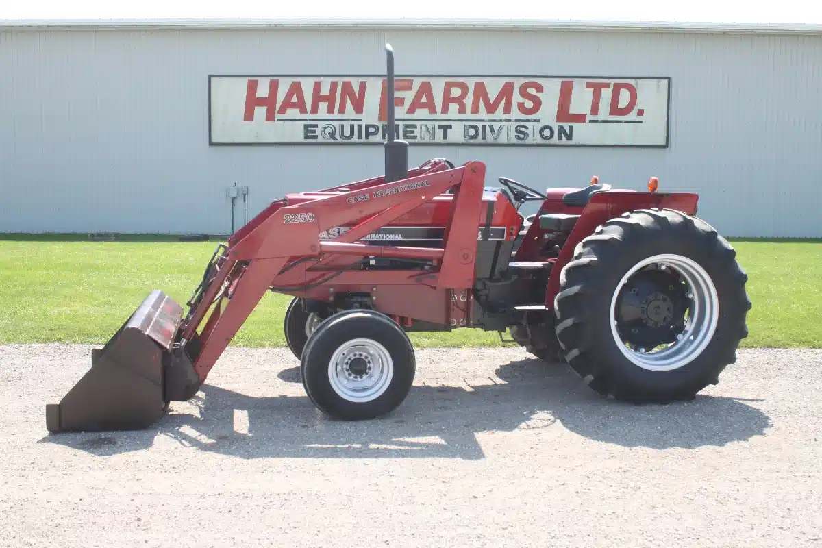 Used Case IH 585 Tractor | AgDealer