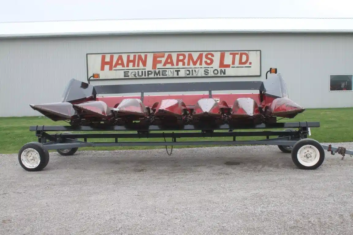 Used Case IH 1063 Header - Row Crop