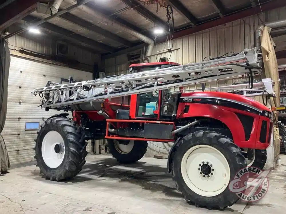 Used Apache AS1020 Sprayer | AgDealer