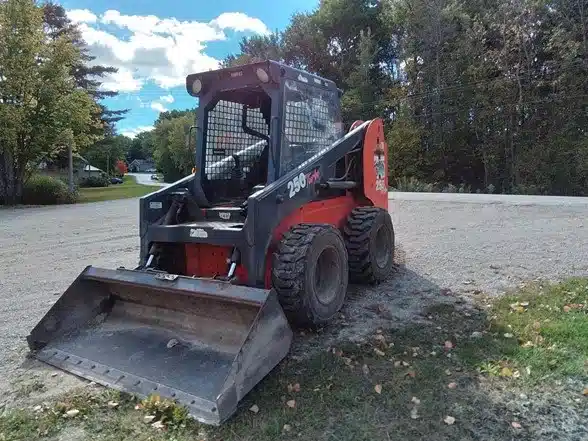 Used Thomas Equipment L250 Skid Steer