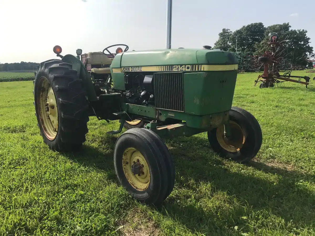 Used 1980 John Deere 2140 Tractor | AgDealer