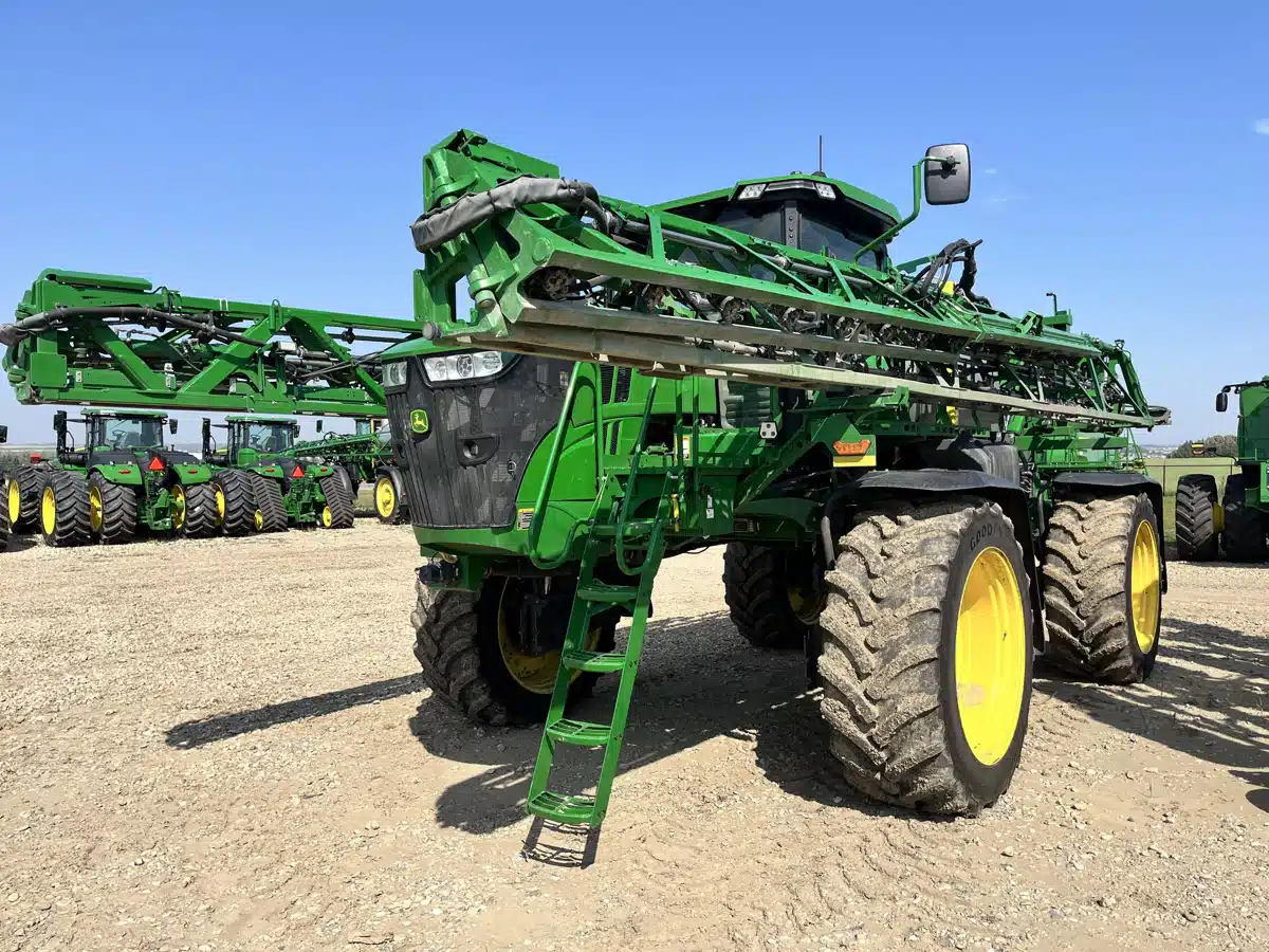 Used 2023 John Deere 412R Sprayer - Self Propelled | AgDealer