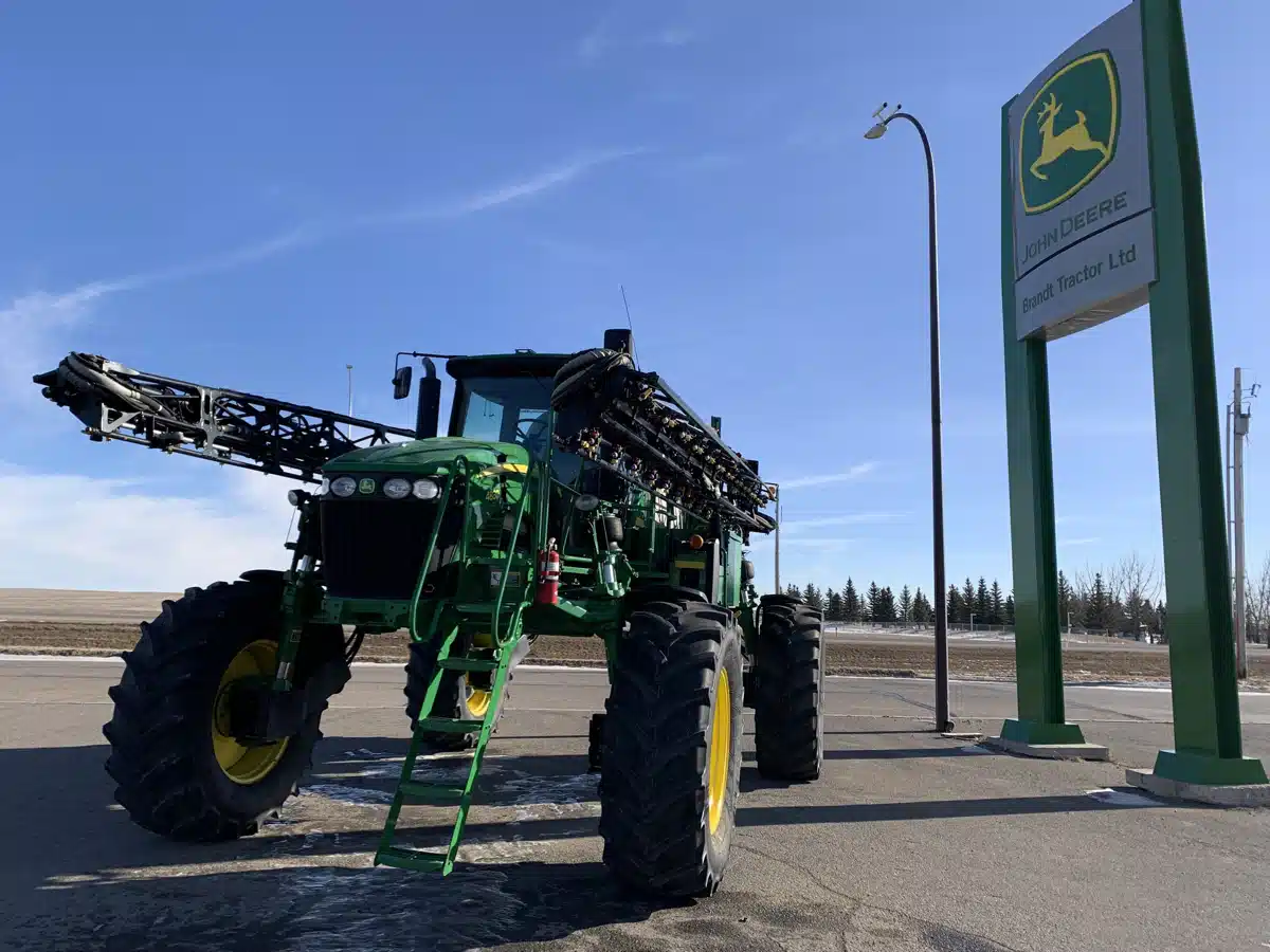 Used 2013 John Deere 4830 Sprayer - Self Propelled