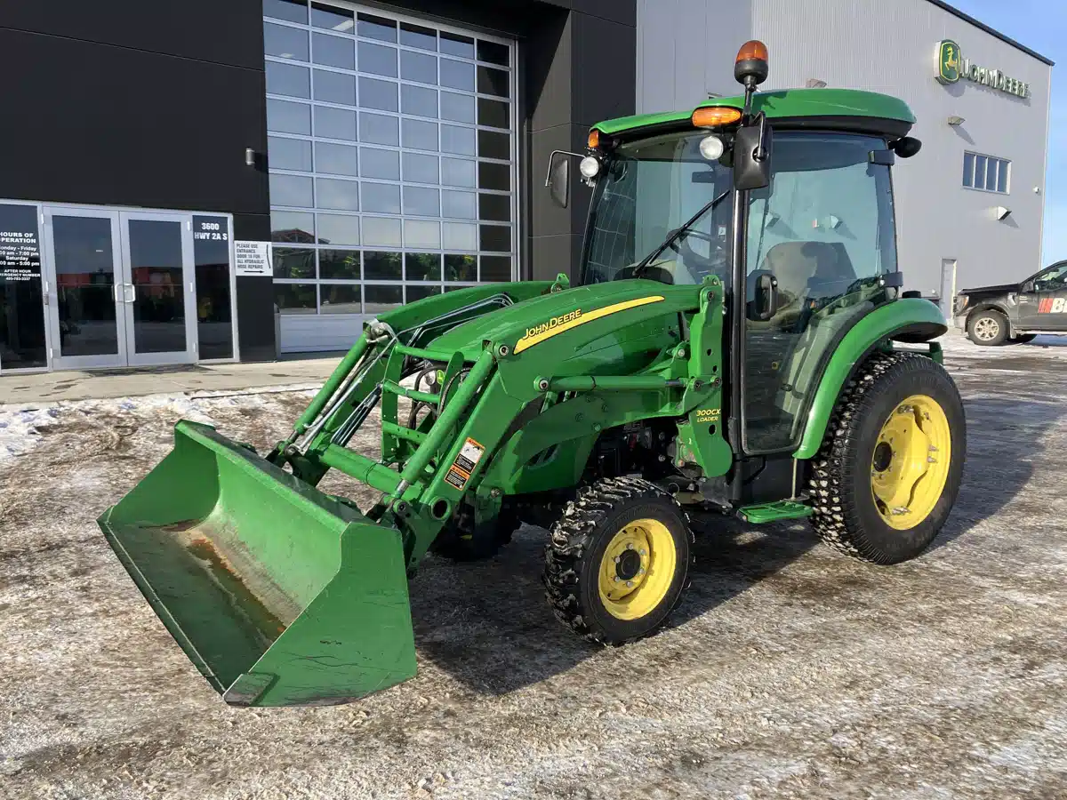 Used 2011 John Deere 3520 Tractor