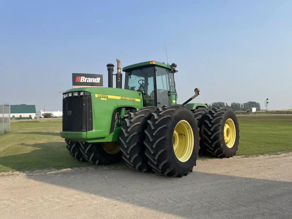 Used 2000 John Deere 9400 Tractor