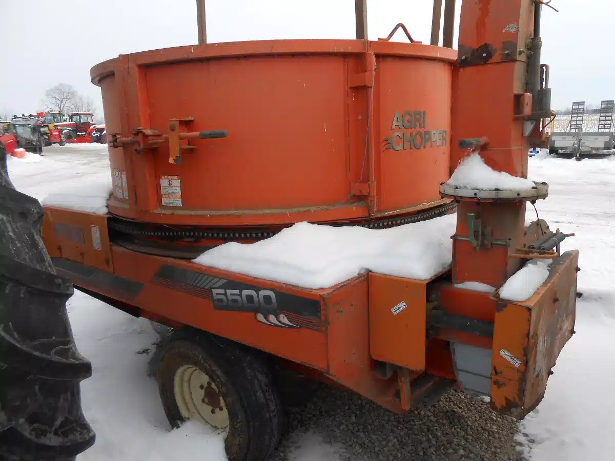 Used Valmetal AGRI CHOPPER 5500 Bale Chopper